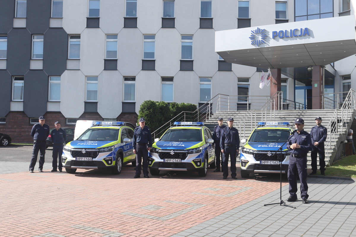 Nowe radiowozy w powiecie częstochowskim - Wiadomości Policja Śląska